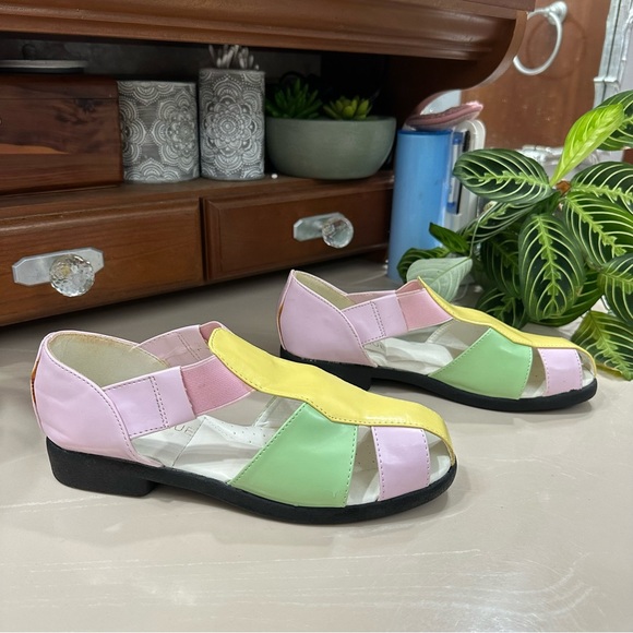 Classique | Shoes | Vtg 8s Retro Pastel Colorful Strappy Gladiator ...